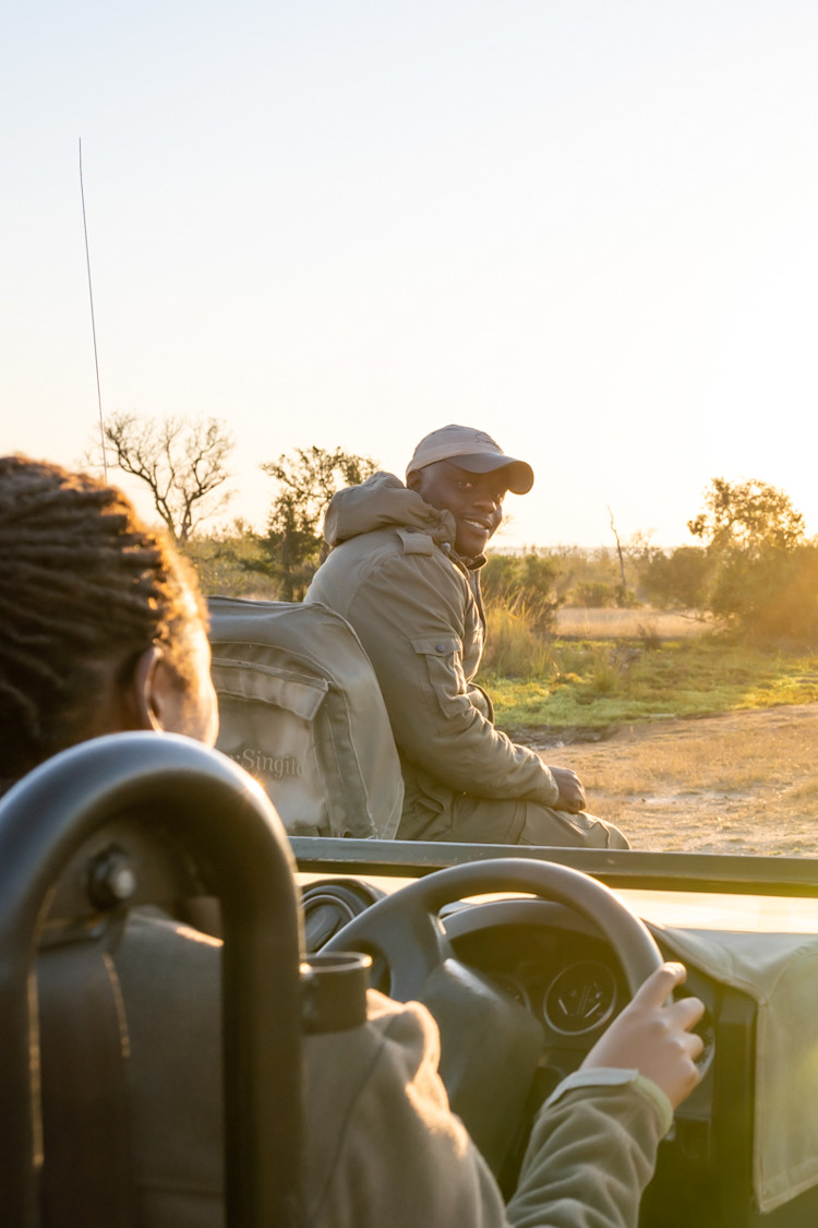 Our Guide & Tracker teams connect guests with the wild | Singita