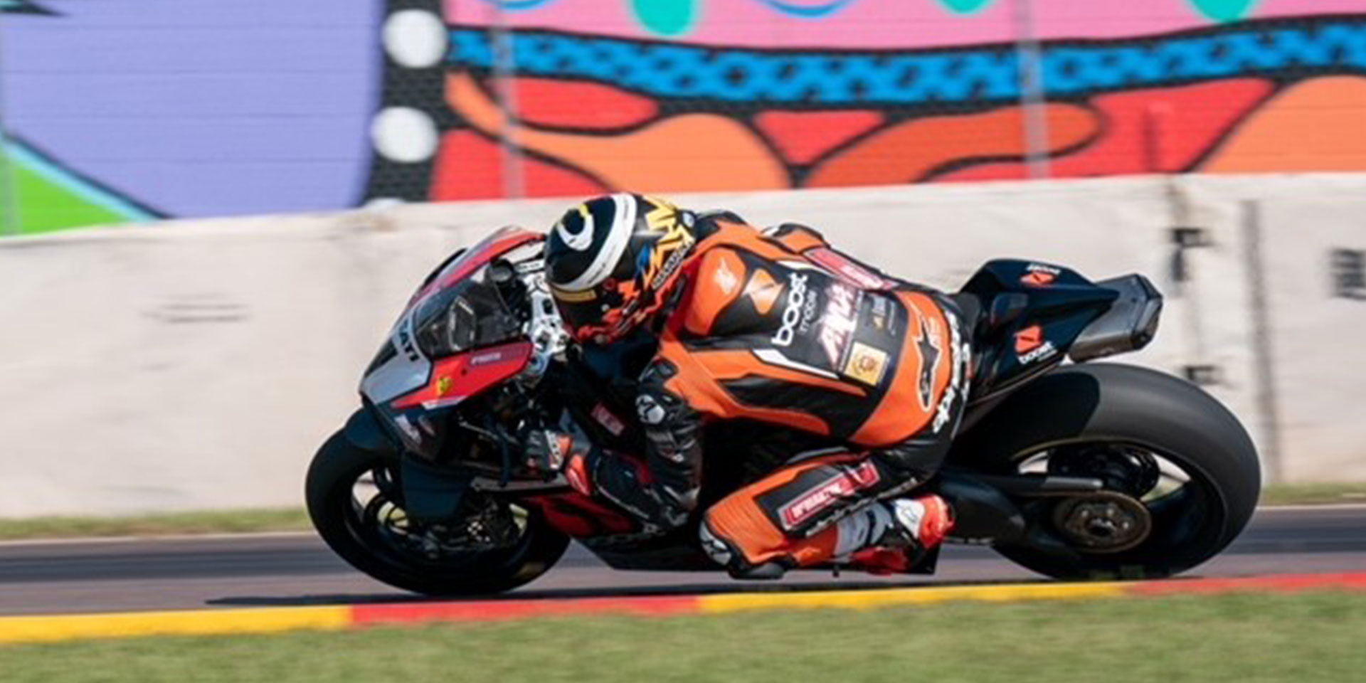 Boost Mobile Racing with K-Tech and Wayne Maxwell take race two victory ...