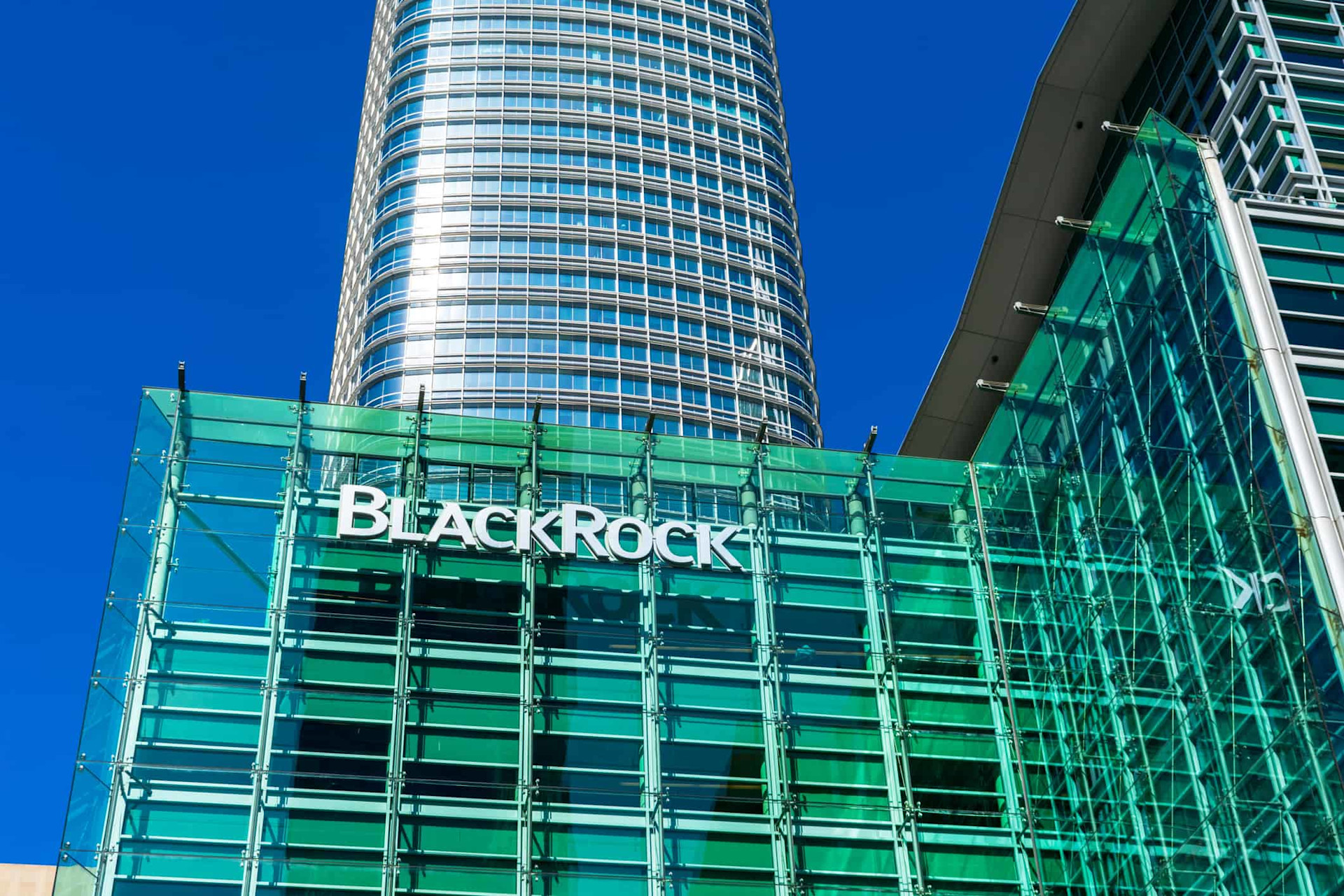 BlackRock drives faster cross-team collaboration with Airtable | Airtable