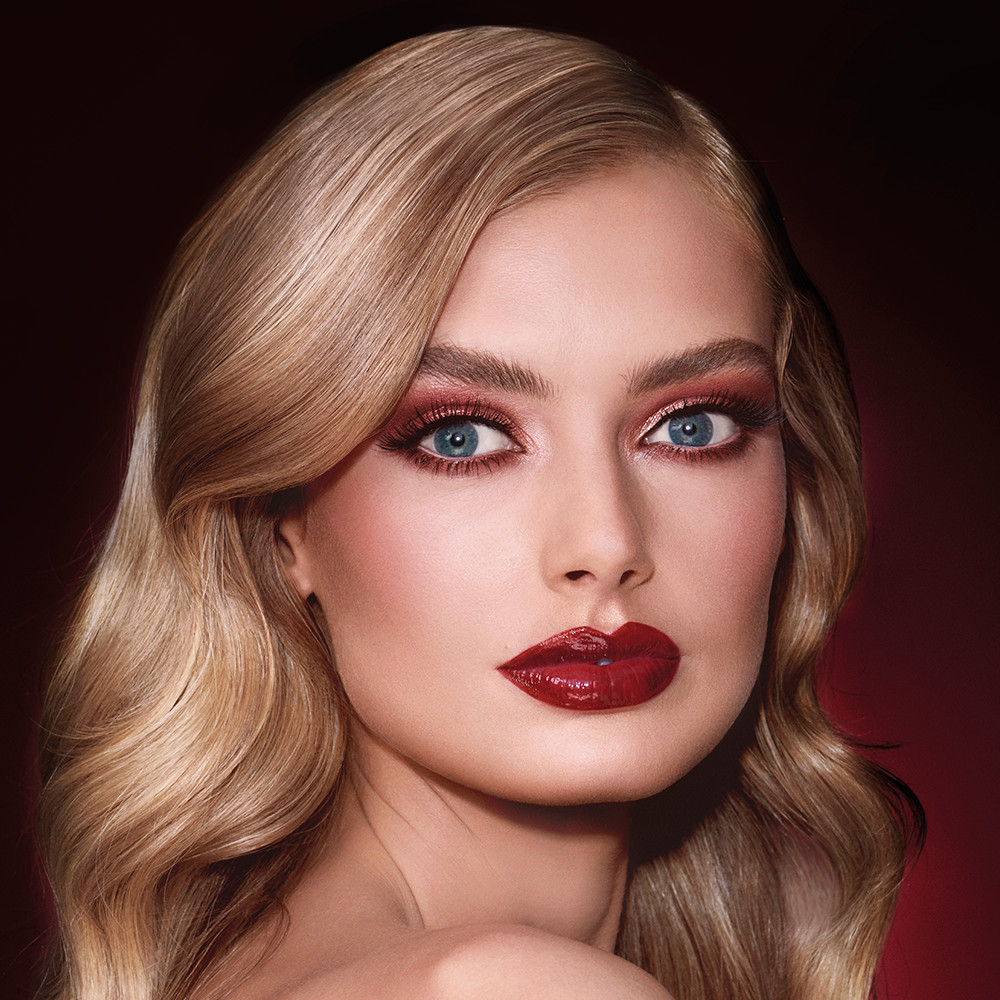 The Vintage Vamp - Burgundy Makeup Look Set - Light | Charlotte Tilbury