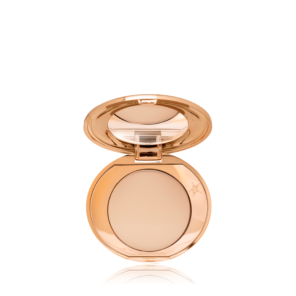 2 Medium: Airbrush Flawless Finish: Mini Powder Compact | Charlotte Tilbury