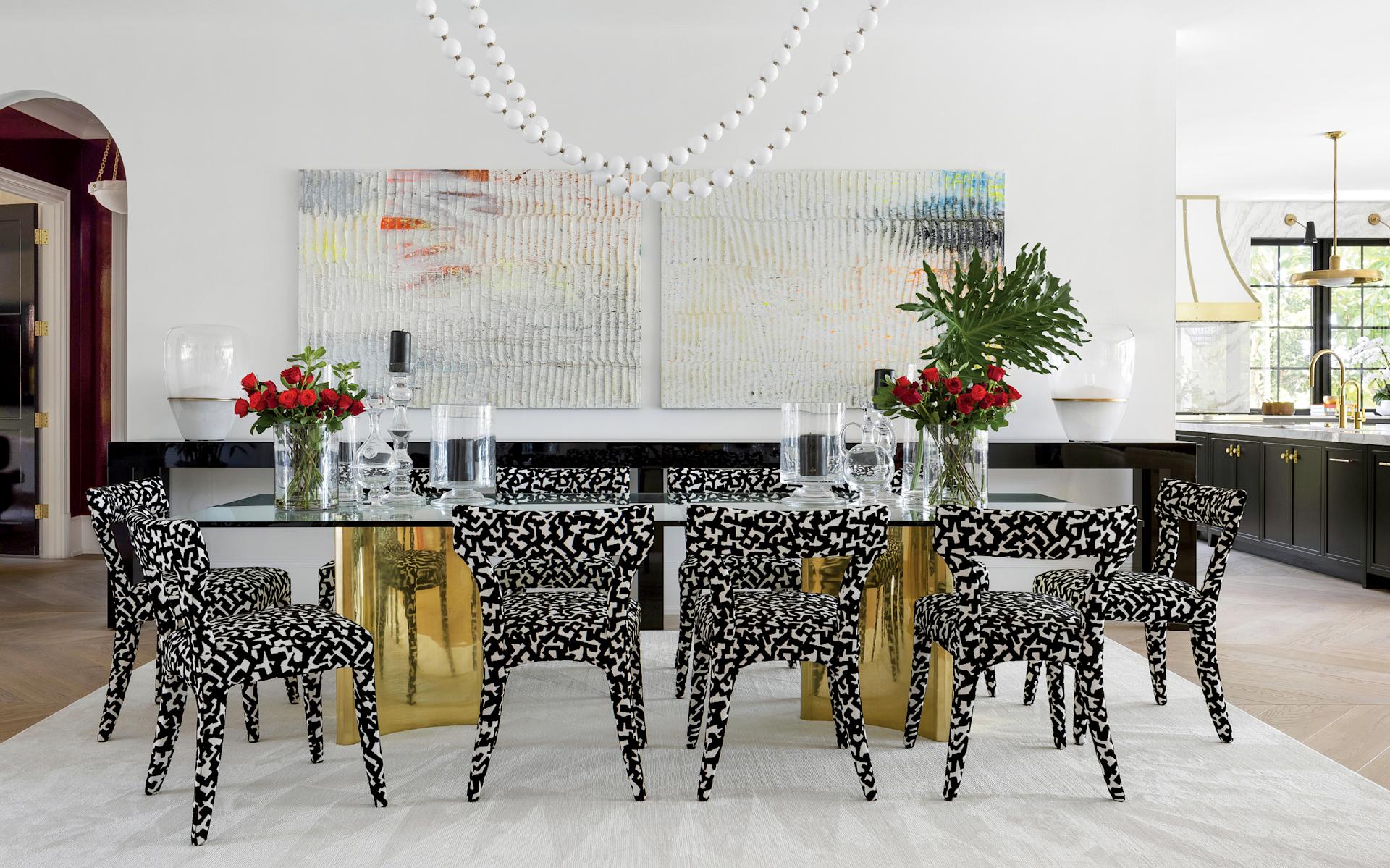 This Modern Sarasota Home Boldly Colors Outside The Lines | Luxe ...