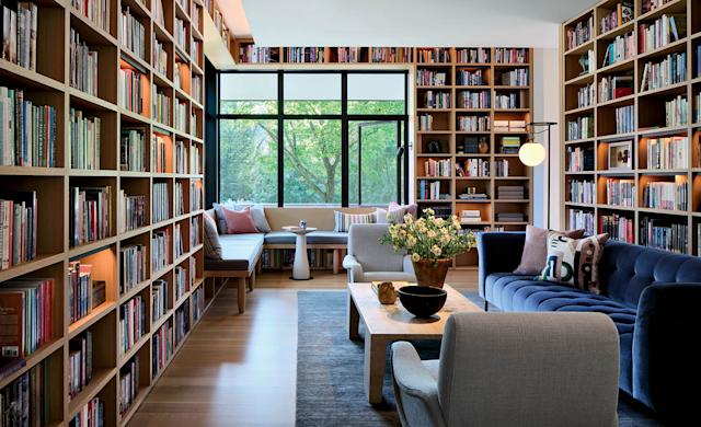 Tour A Modern Home That Blends Into A Historic Chicago Neighborhood ...