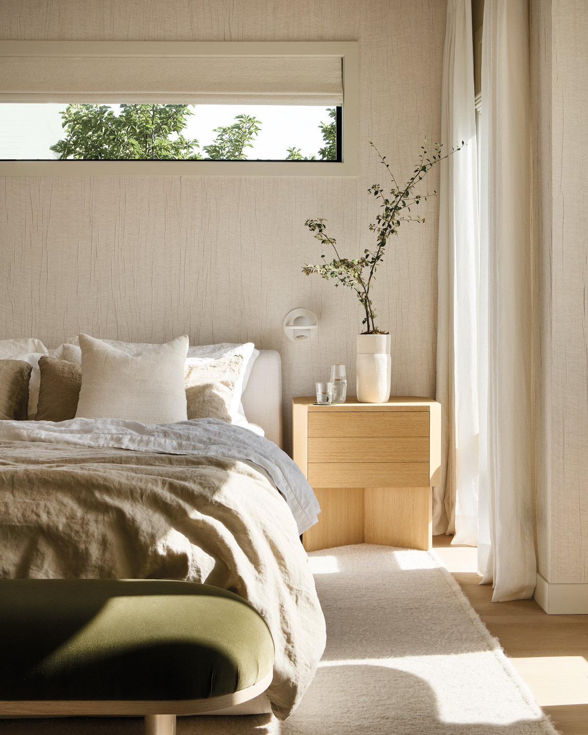 Discover This Minimalist Earthy Haven In The Heart Of Chicago | Luxe ...