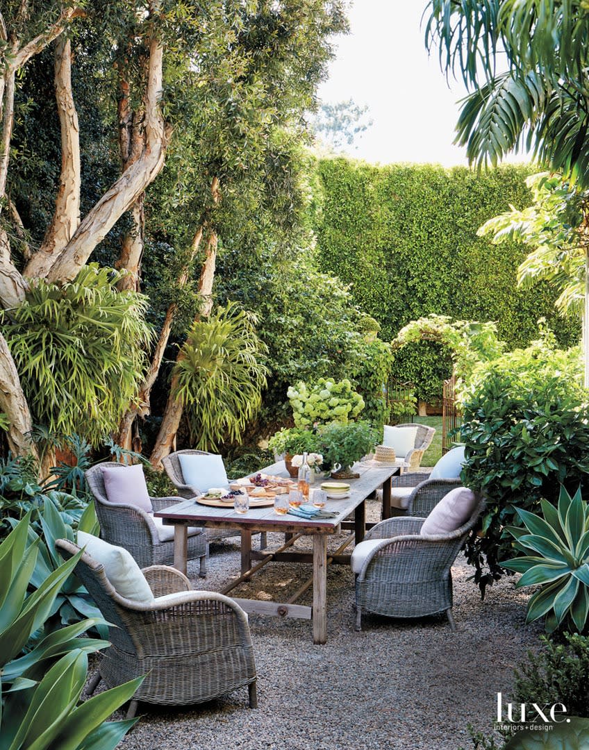 A Vintage L.A. Home Gets A Modern Refresh | Luxe Interiors + Design