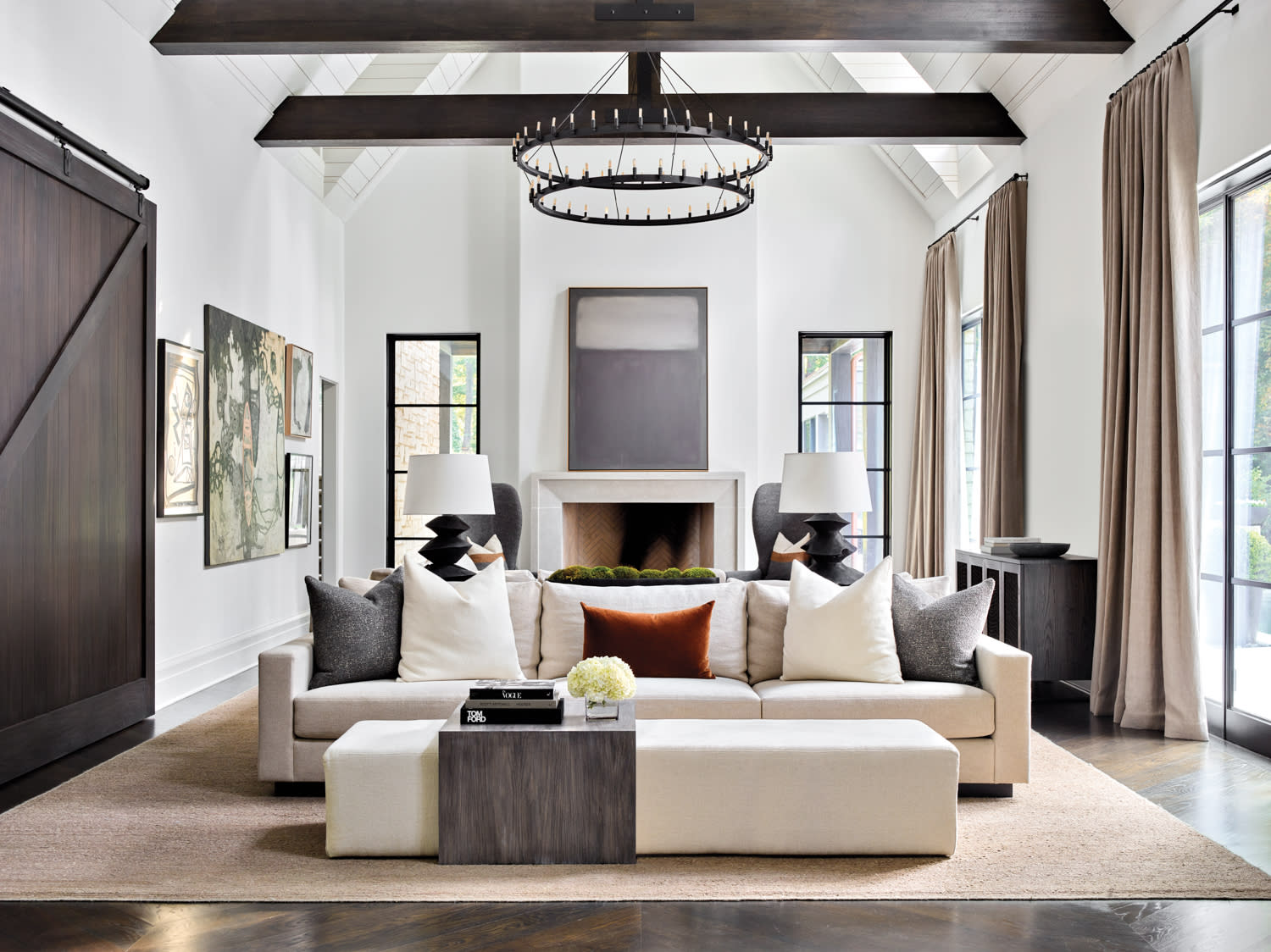 Tour A Texture-Rich Atlanta Home That’s Both Hip And Handsome | LUXE ...