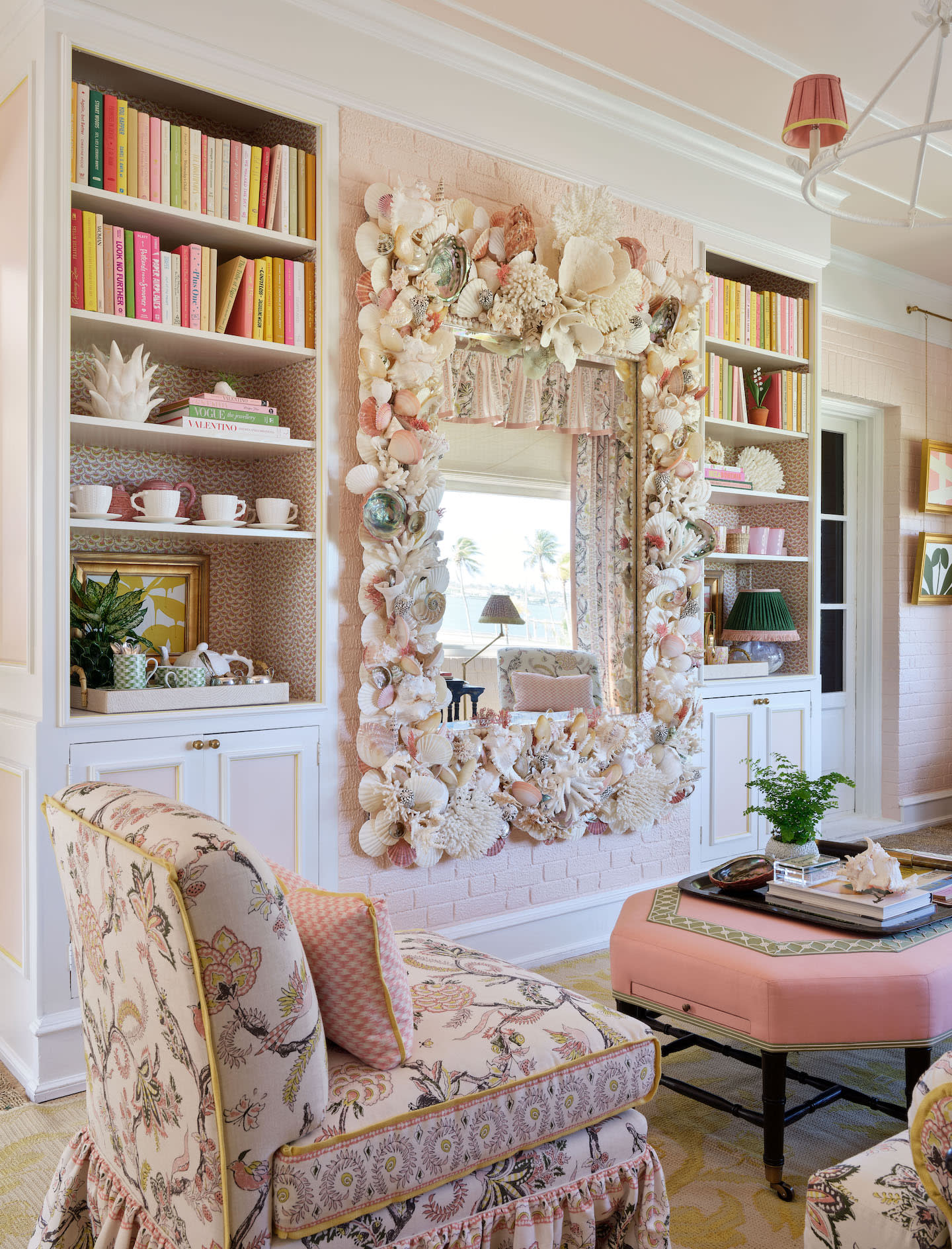 10 Spaces That Master Bold Design At Kips Bay Palm Beach 2025 | LUXE ...