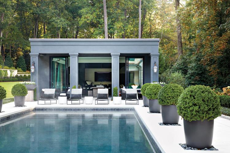 16 Modern Pool Houses With Undeniably Stylish Design | Luxe Interiors ...