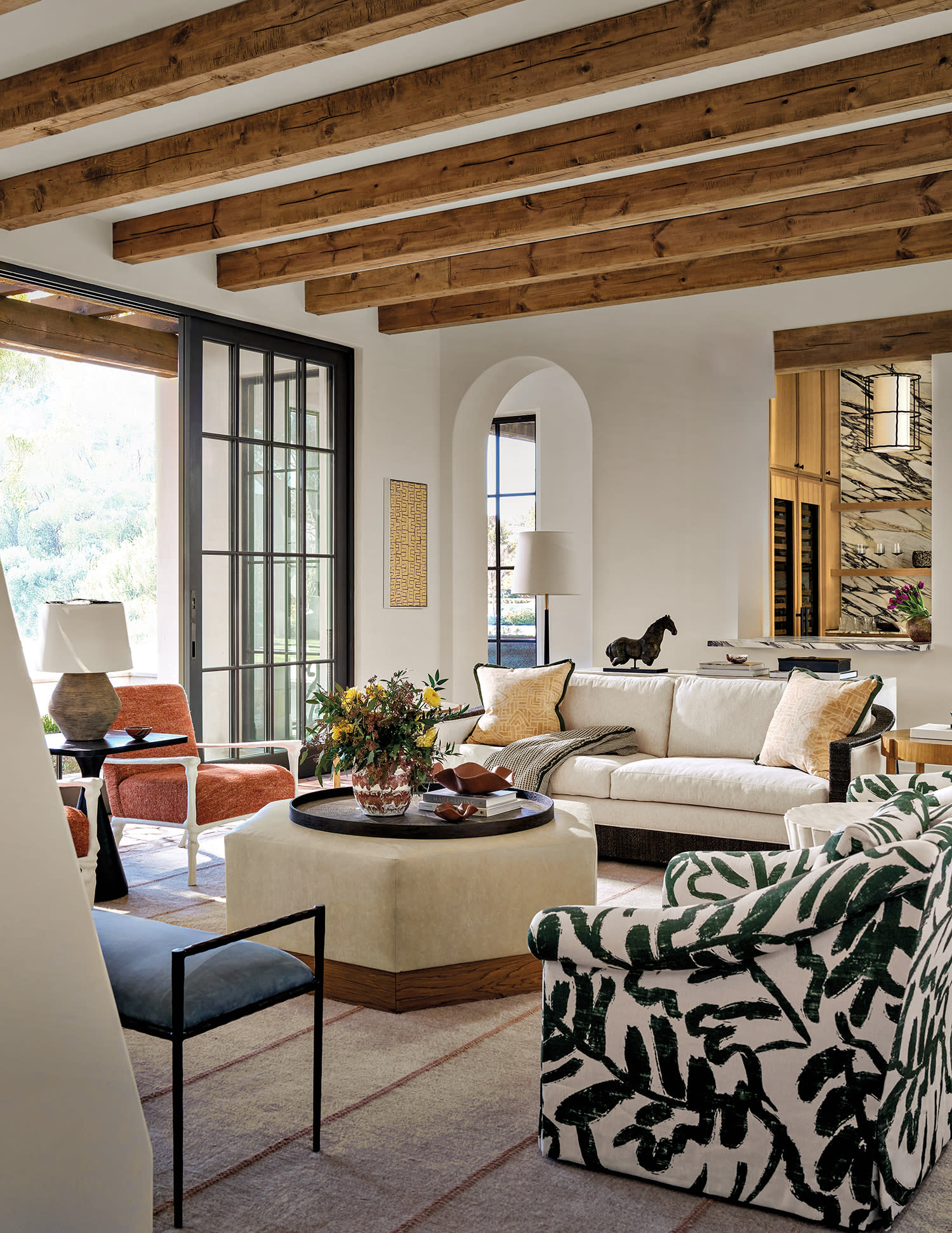 Explore A Spanish Colonial Revival Abode In Dallas | LUXE Interiors ...