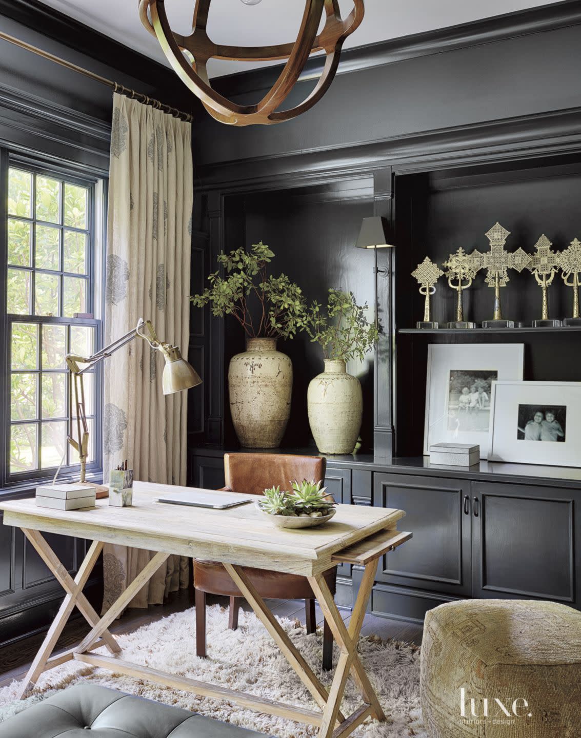 Contemporary Black Library | LUXE Interiors + Design