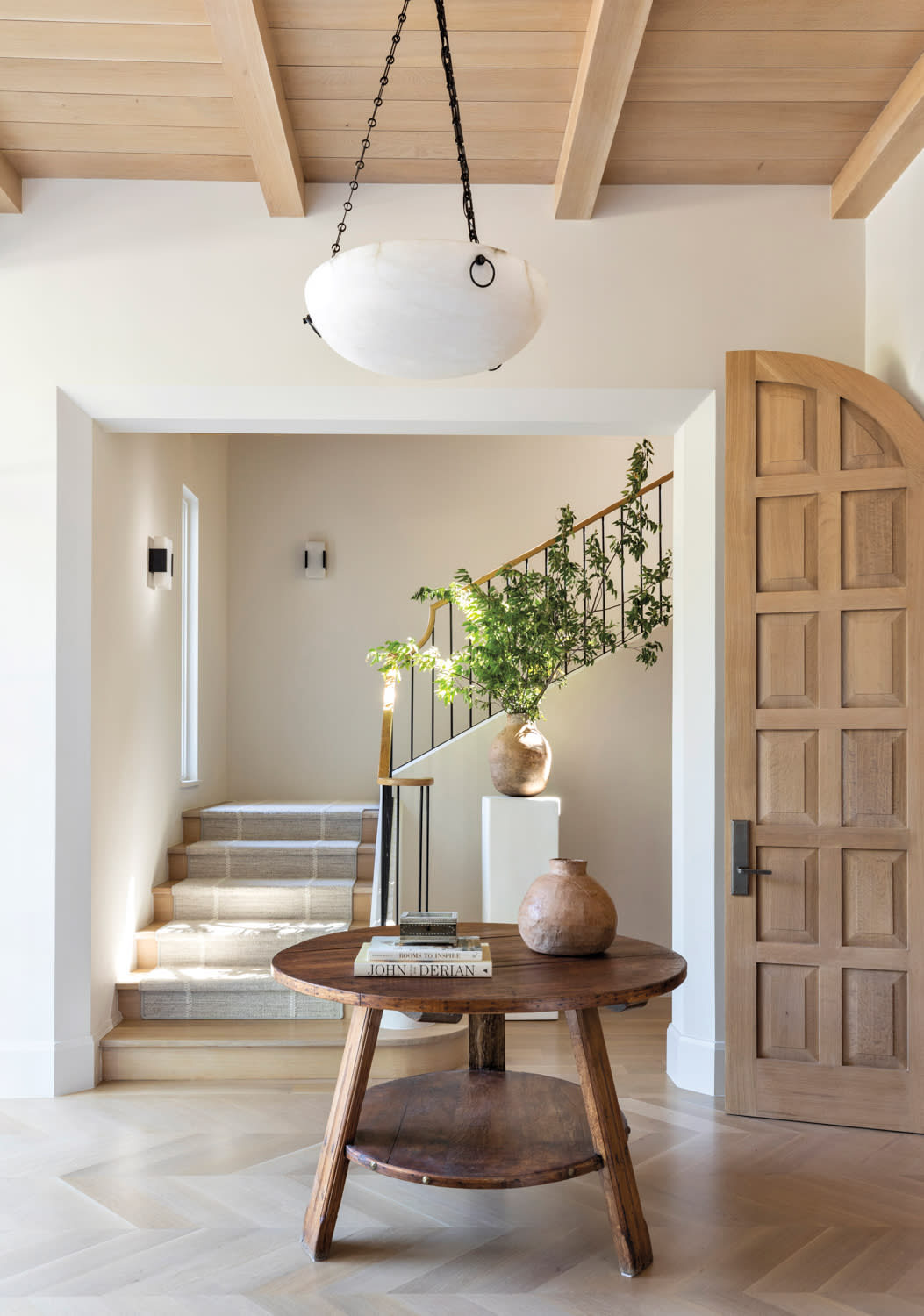 Inside A Warm Dallas Family Home With Contemporary Details | Luxe ...