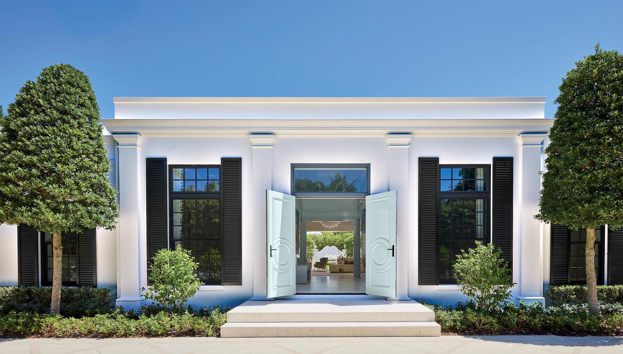 This Palm Beach Home Channels Regency Style With Retro Flair | Luxe ...