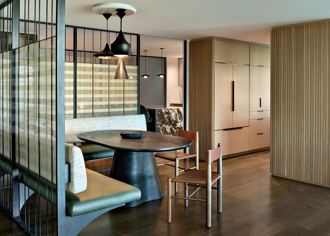 Explore A Serene Portland Condo That Embraces River Views | LUXE ...