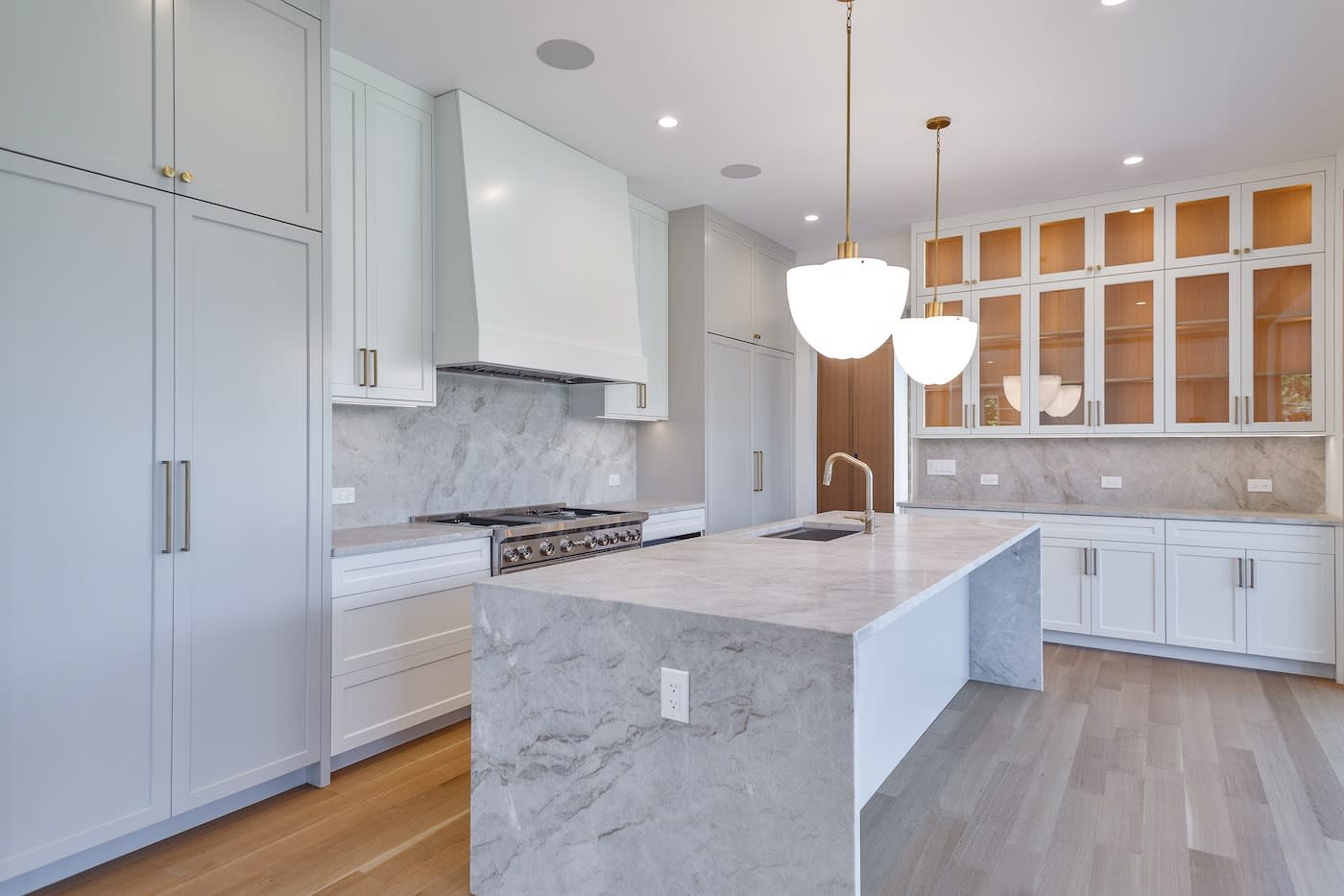 MK Construction & Builders, Inc. | LUXE Interiors + Design