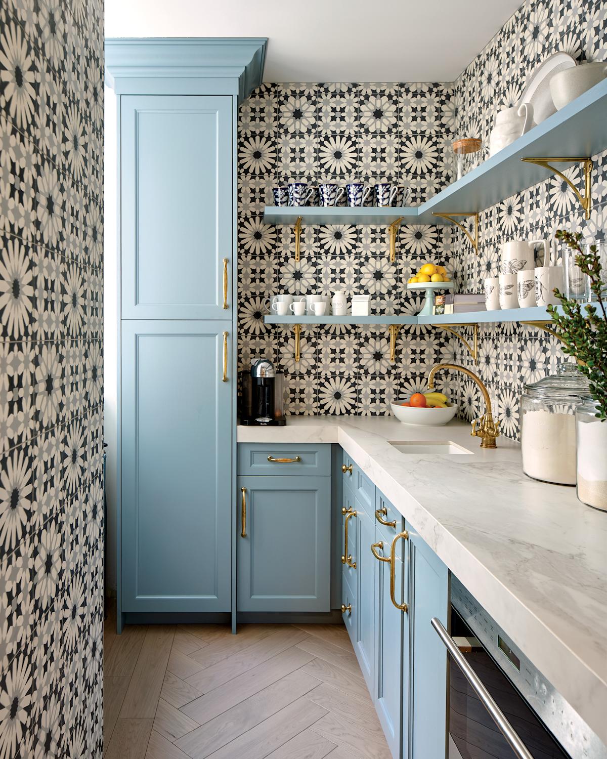 Inside A 1920s Chicago Condo With Vintage Charm + Whimsy | LUXE ...