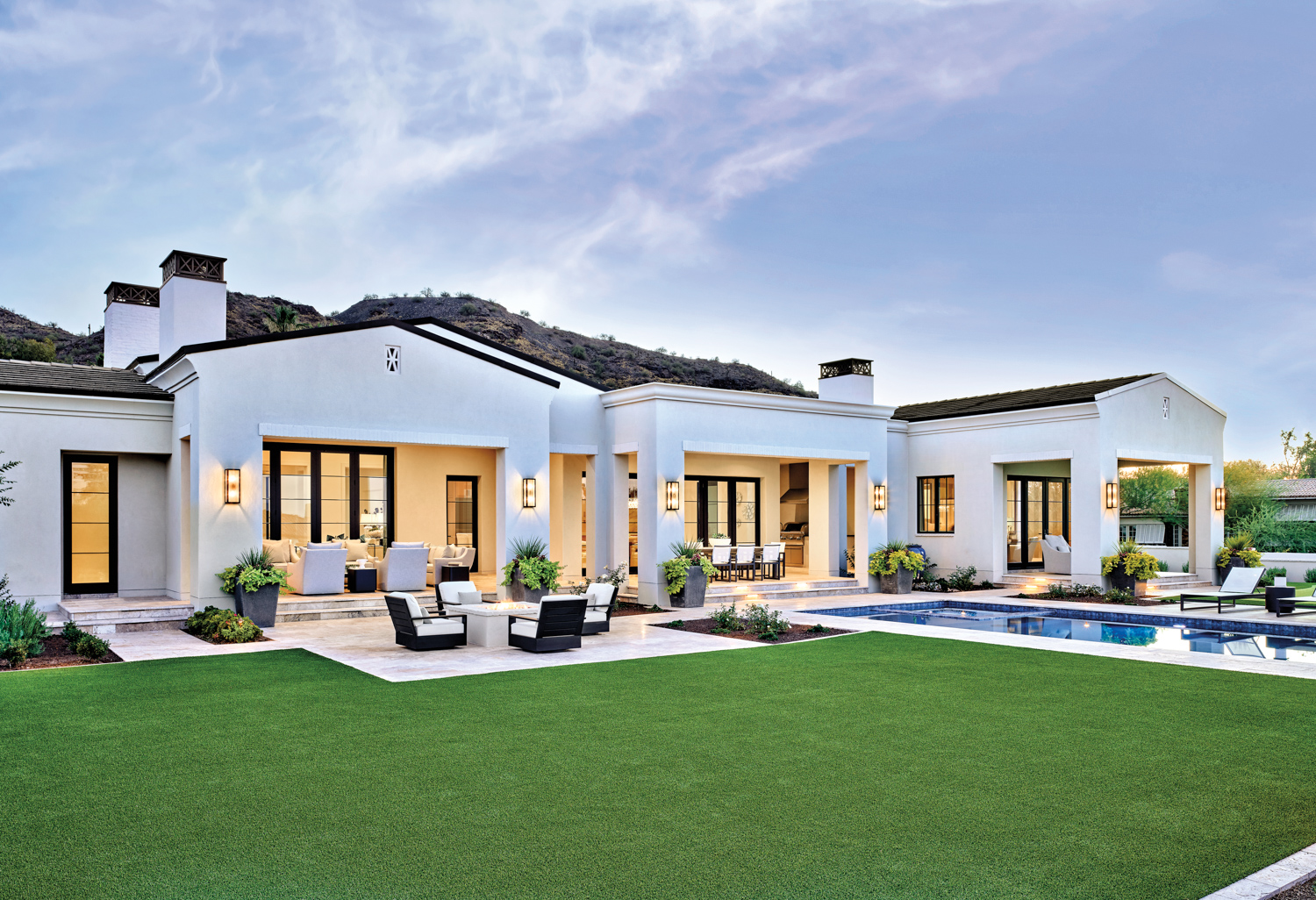 A Modern Take On Spanish Revival Defines This Paradise Valley Abode ...