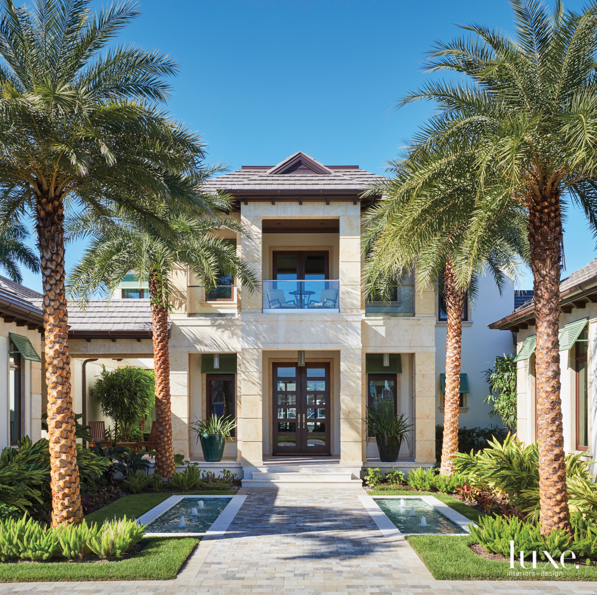 A Design Team Creates An Island-Style Abode In Naples | Luxe Interiors ...