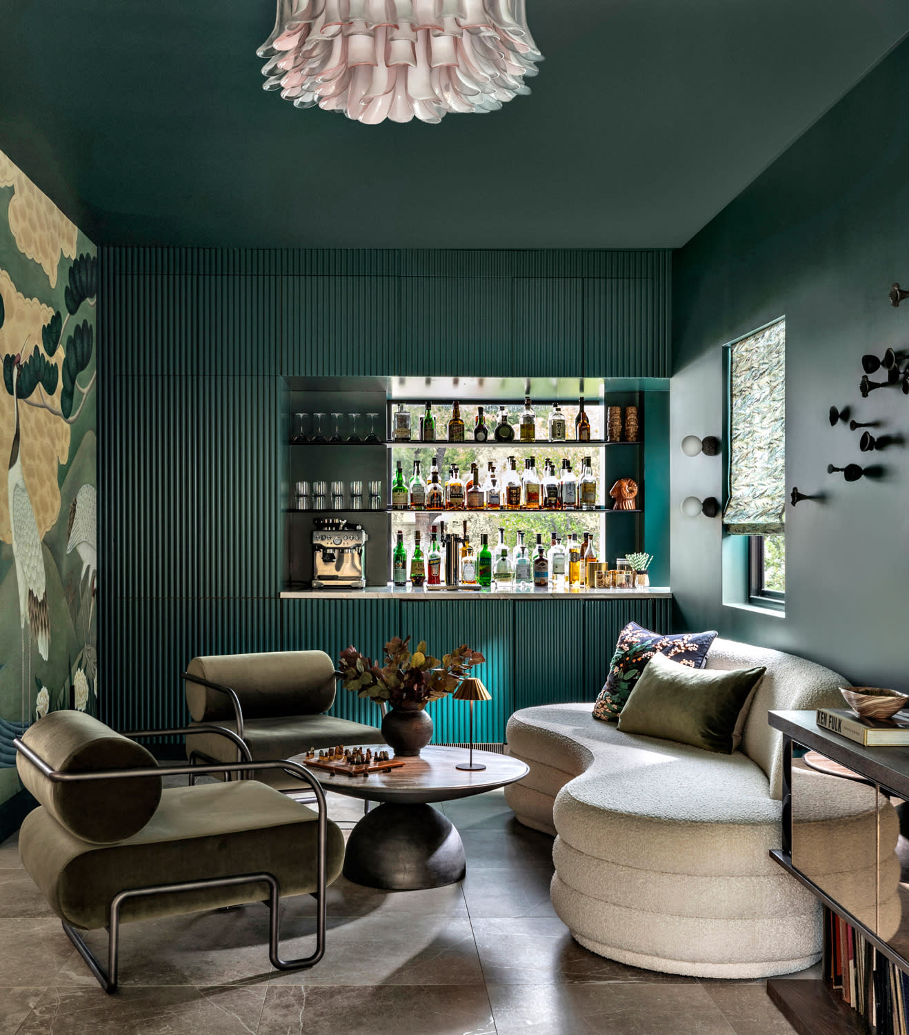 14 Rooms With Colorful, Bold Designs That Wow | LUXE Interiors + Design