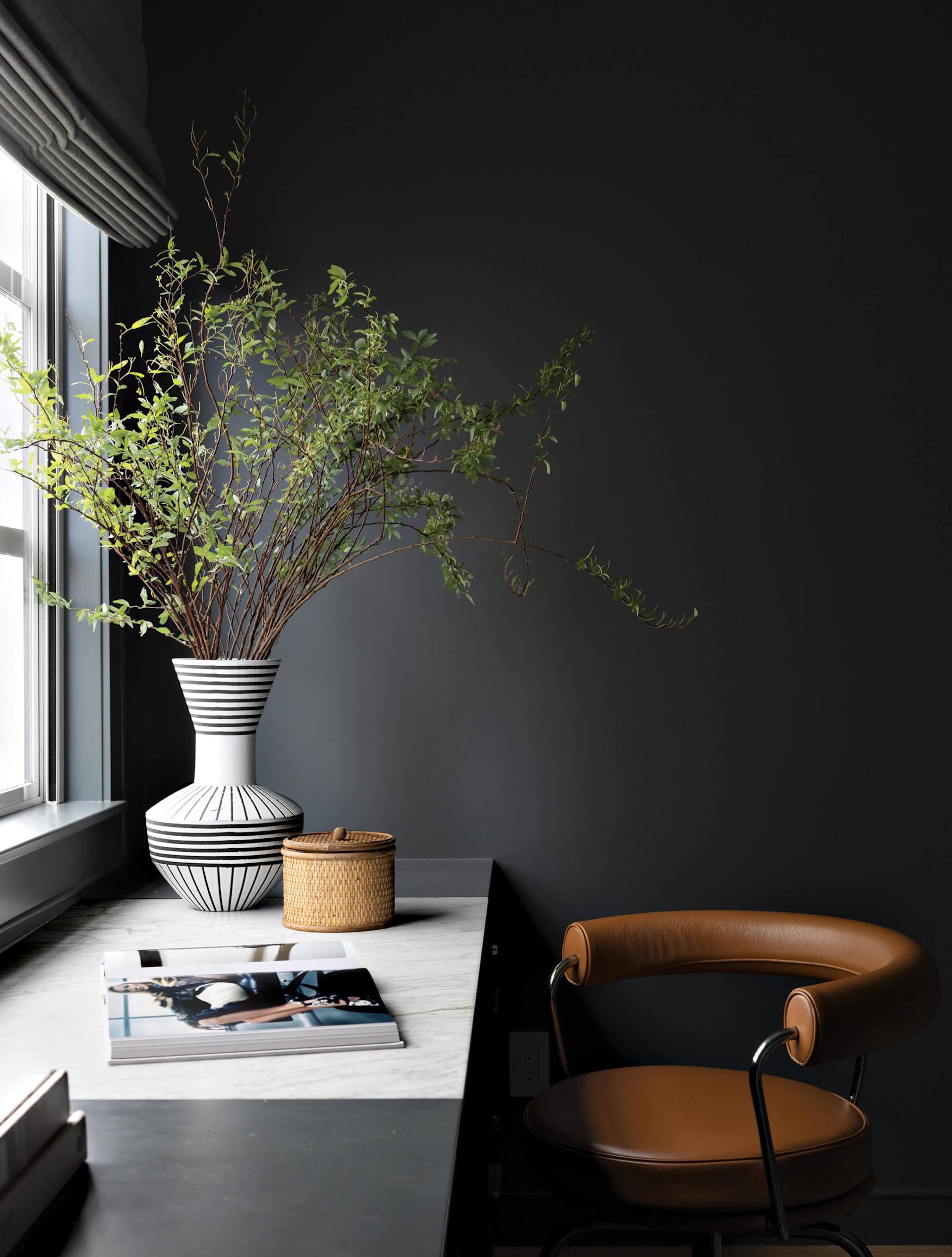 These Inviting Interiors Champion Understated Elegance | LUXE Interiors ...