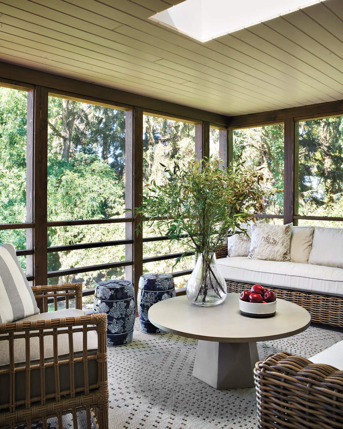 See How A ‘60s Cottage Transformed Into A Chicago Lake Retreat | Luxe ...