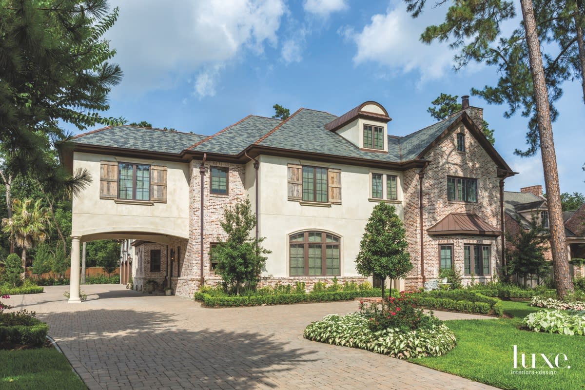 A Houston Spec Home Turns Into A Custom Sanctuary | Luxe Interiors + Design