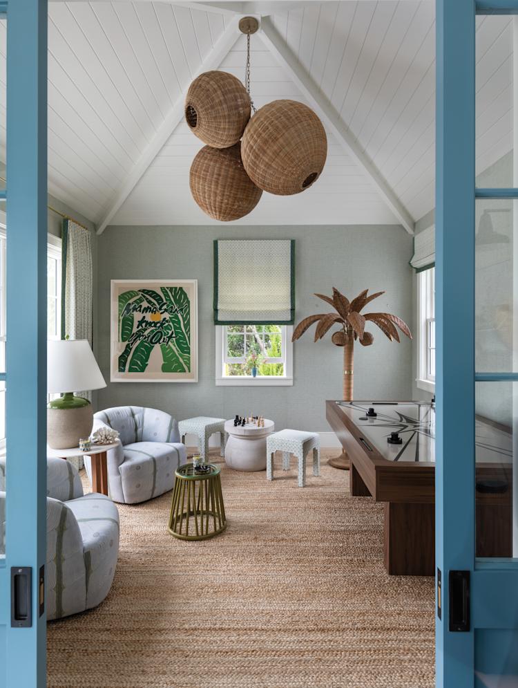 Inside A South Carolina Beach House Fusing History With Fun | Luxe ...
