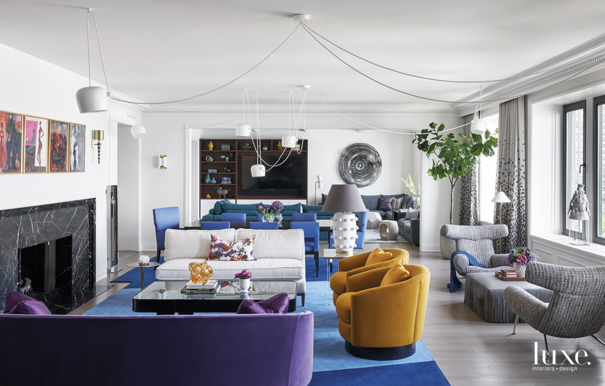 Modern Furnishings Shine In A Home With Classic Bones | LUXE Interiors ...