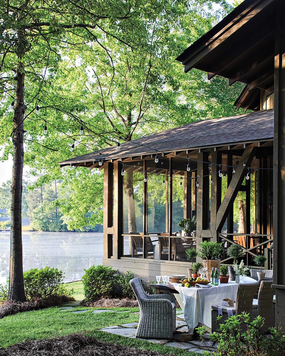This Enchanting Alabama Lake House Is A Timeless Family Retreat | Luxe ...