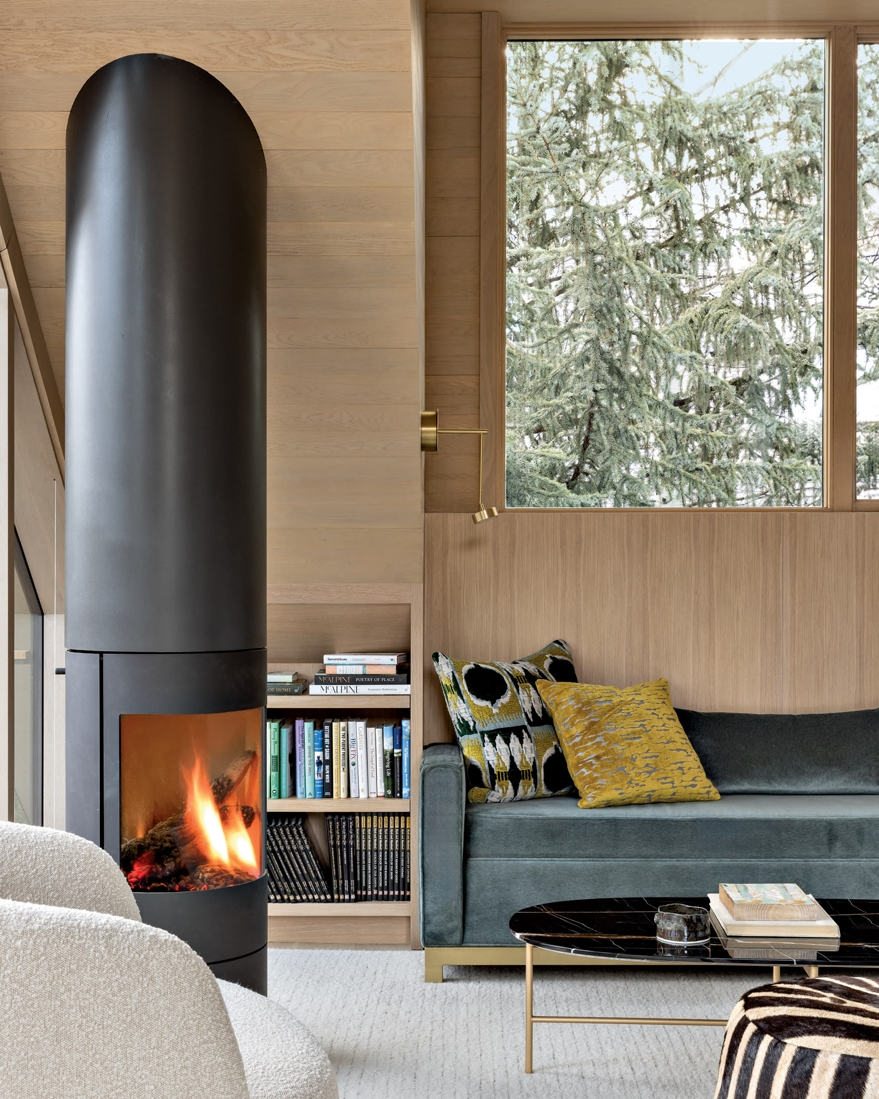 How The Refresh Of A 1960s Aspen Chalet Honors Its Past | Luxe Interiors + Design
