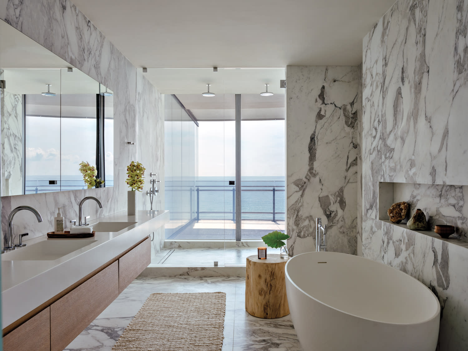 Miami Beach’s Design Past Inspires This Waterfront High-Rise | Luxe ...