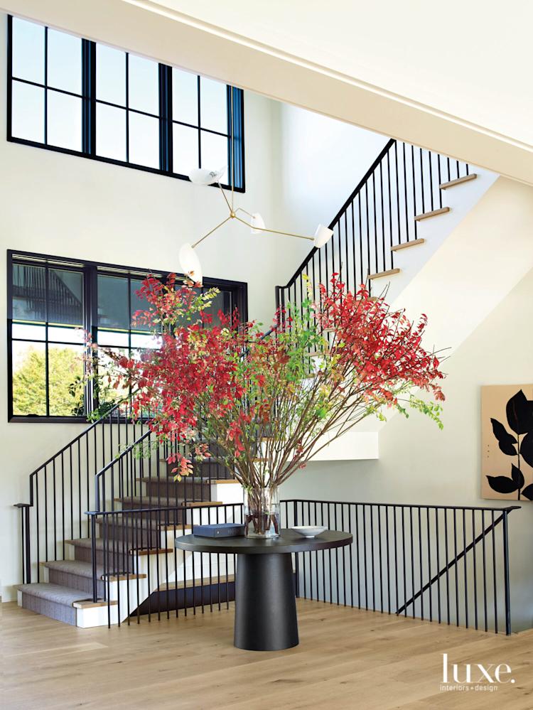 East Coast Tradition Meets West Coast Chill In A Youthful Hamptons ...