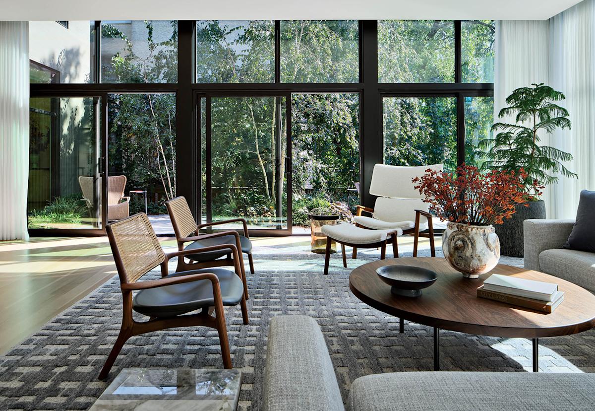 Tour A Modern Home That Blends Into A Historic Chicago Neighborhood ...