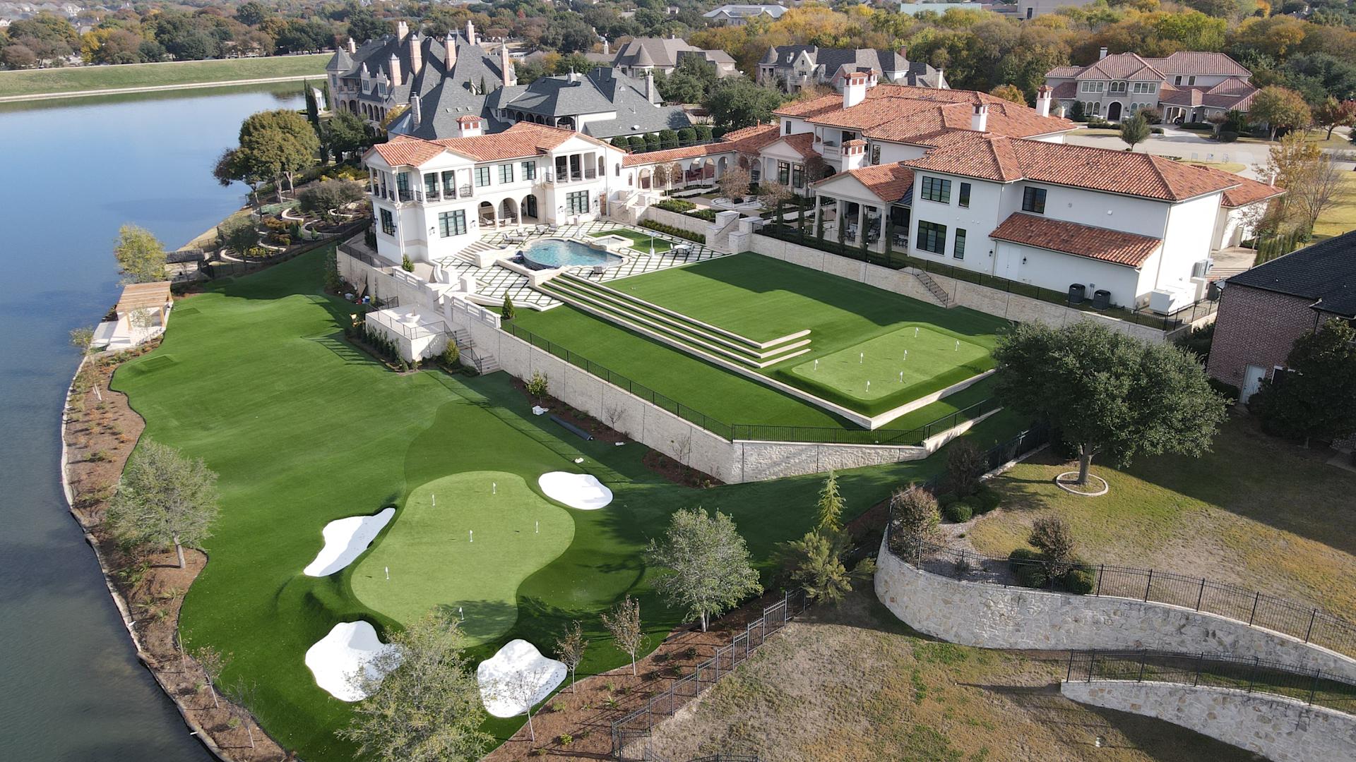 Bella Custom Homes | LUXE Interiors + Design