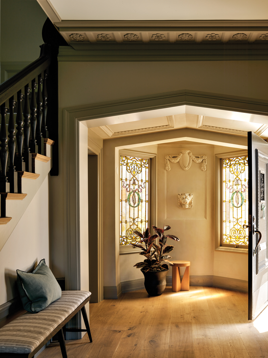 Past And Present Coexist In This SF Home That Once Housed A Speakeasy ...