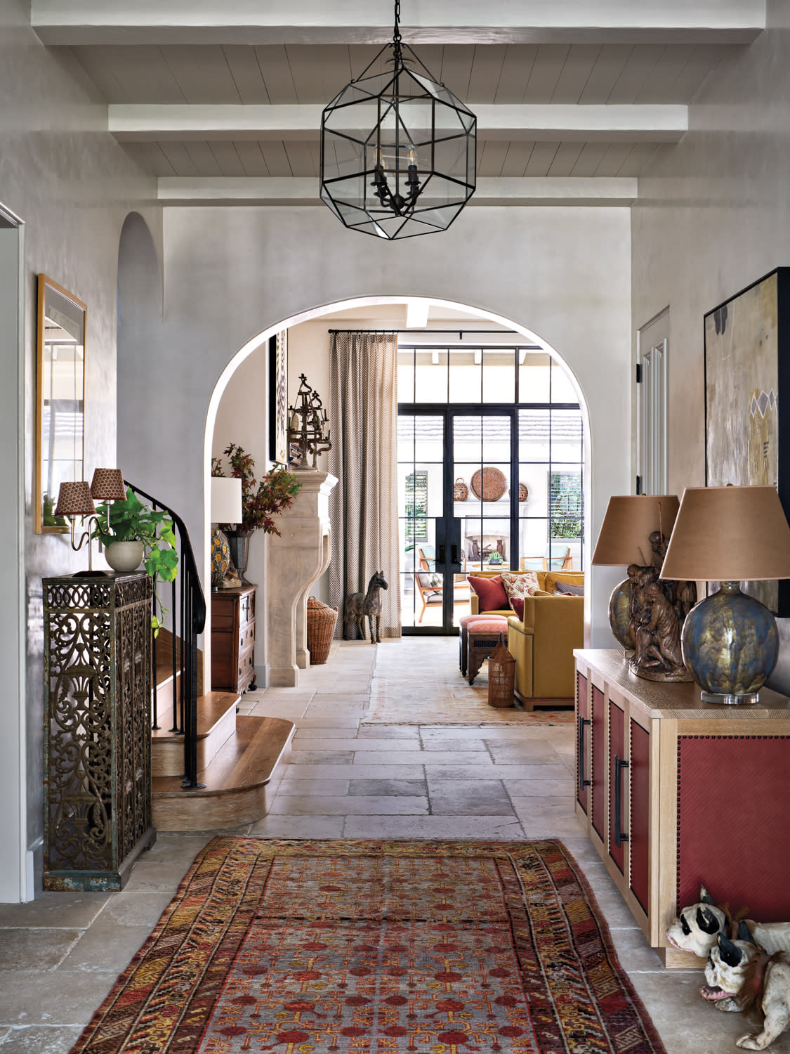 Inside A Vibrant Austin Home Resplendent With Family Memories | Luxe ...