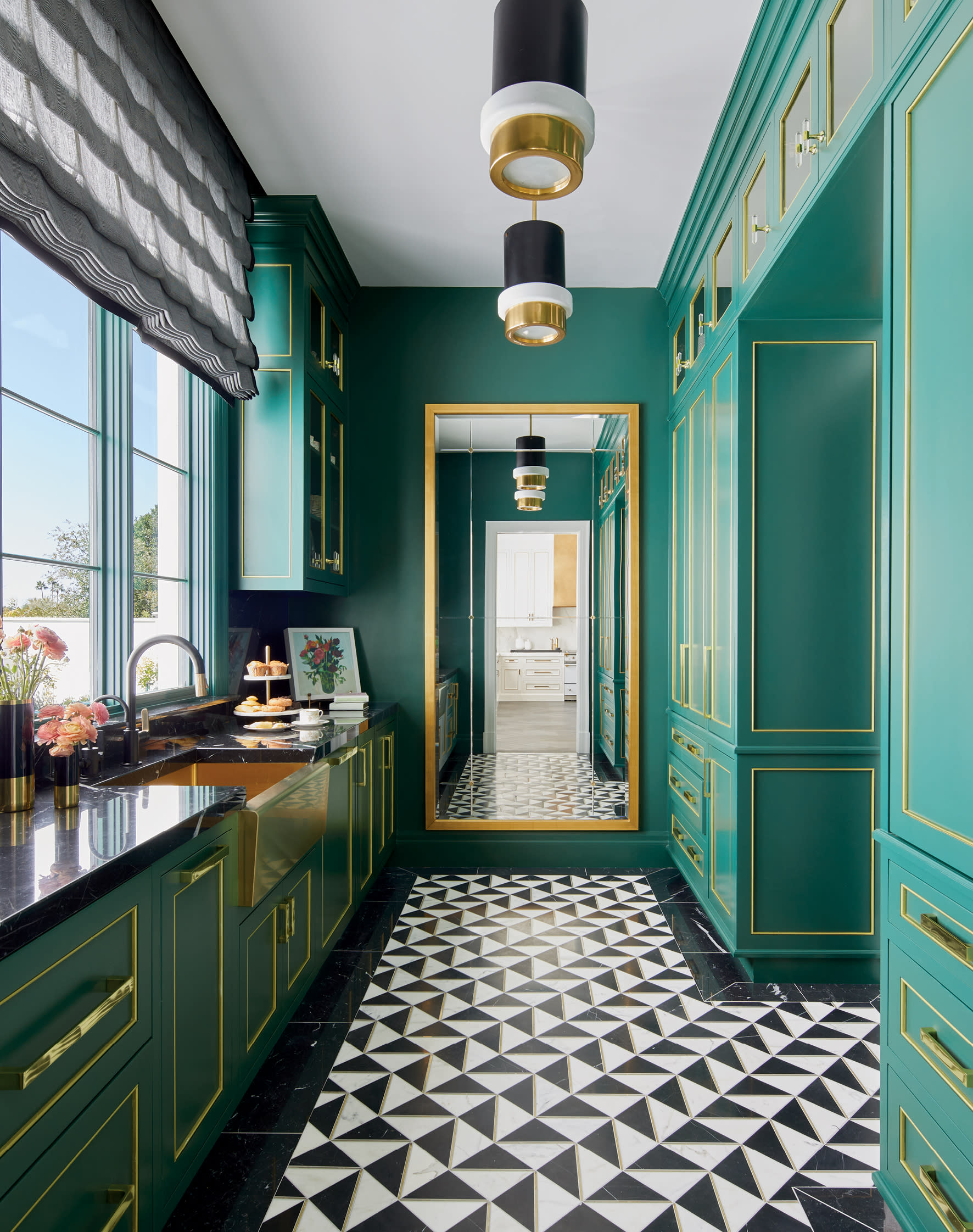 Infusing A Bit Of Whimsy Into A Paris-Inspired Arizona Abode | Luxe ...