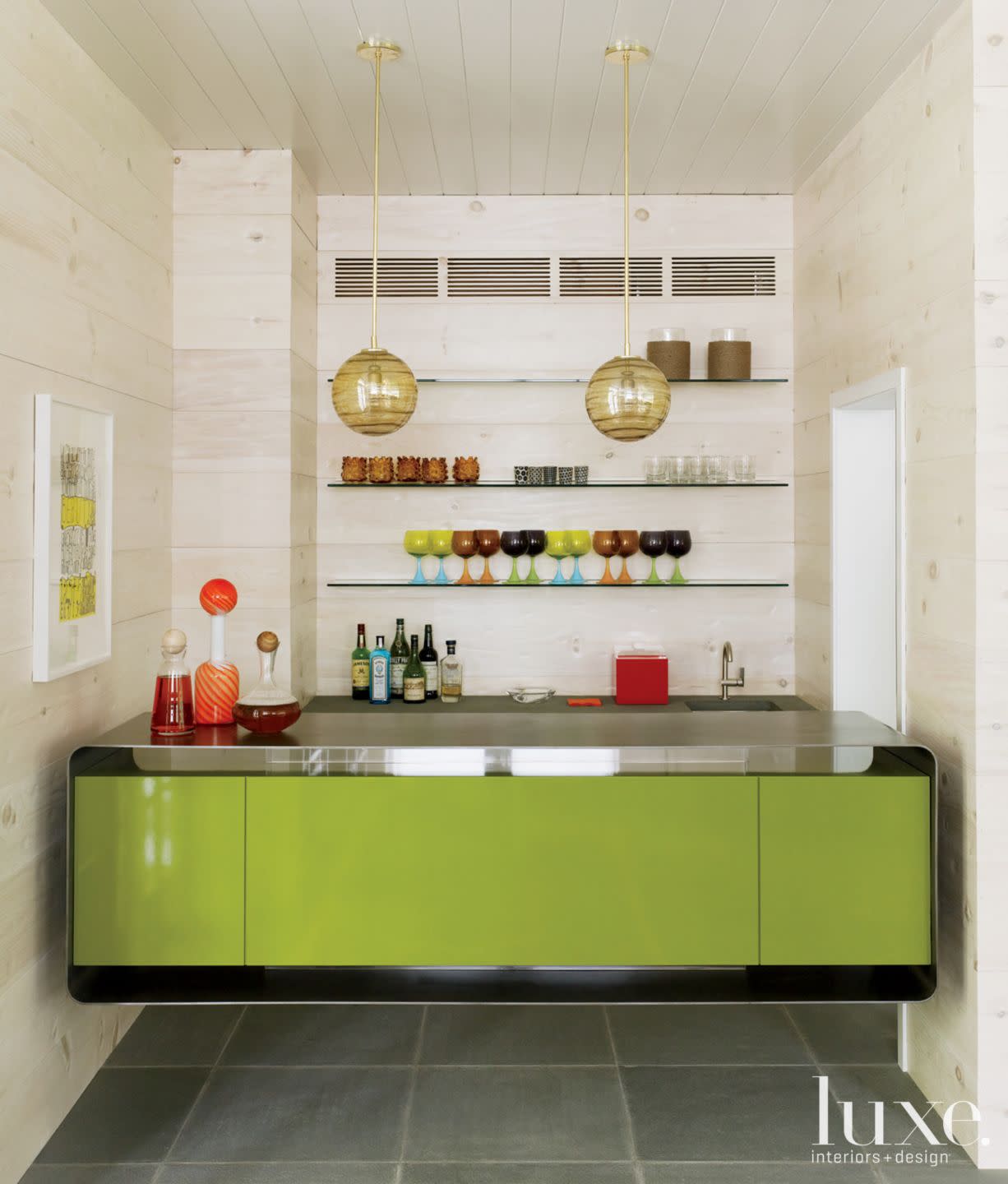 Green Modern Built In Bar | LUXE Interiors + Design