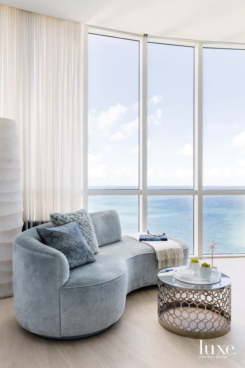 A Miami High-Rise Puts A Fresh Twist On Coastal Design | Luxe Interiors ...