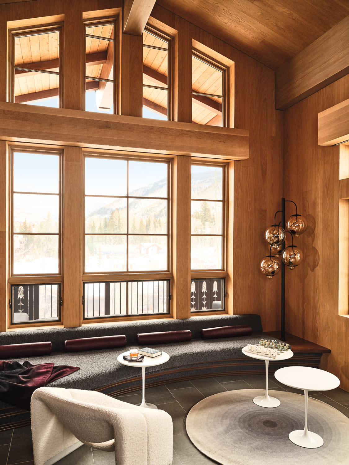 Punchy Art Plus Pops Of Primary Colors Enliven This Vail Getaway | Luxe ...