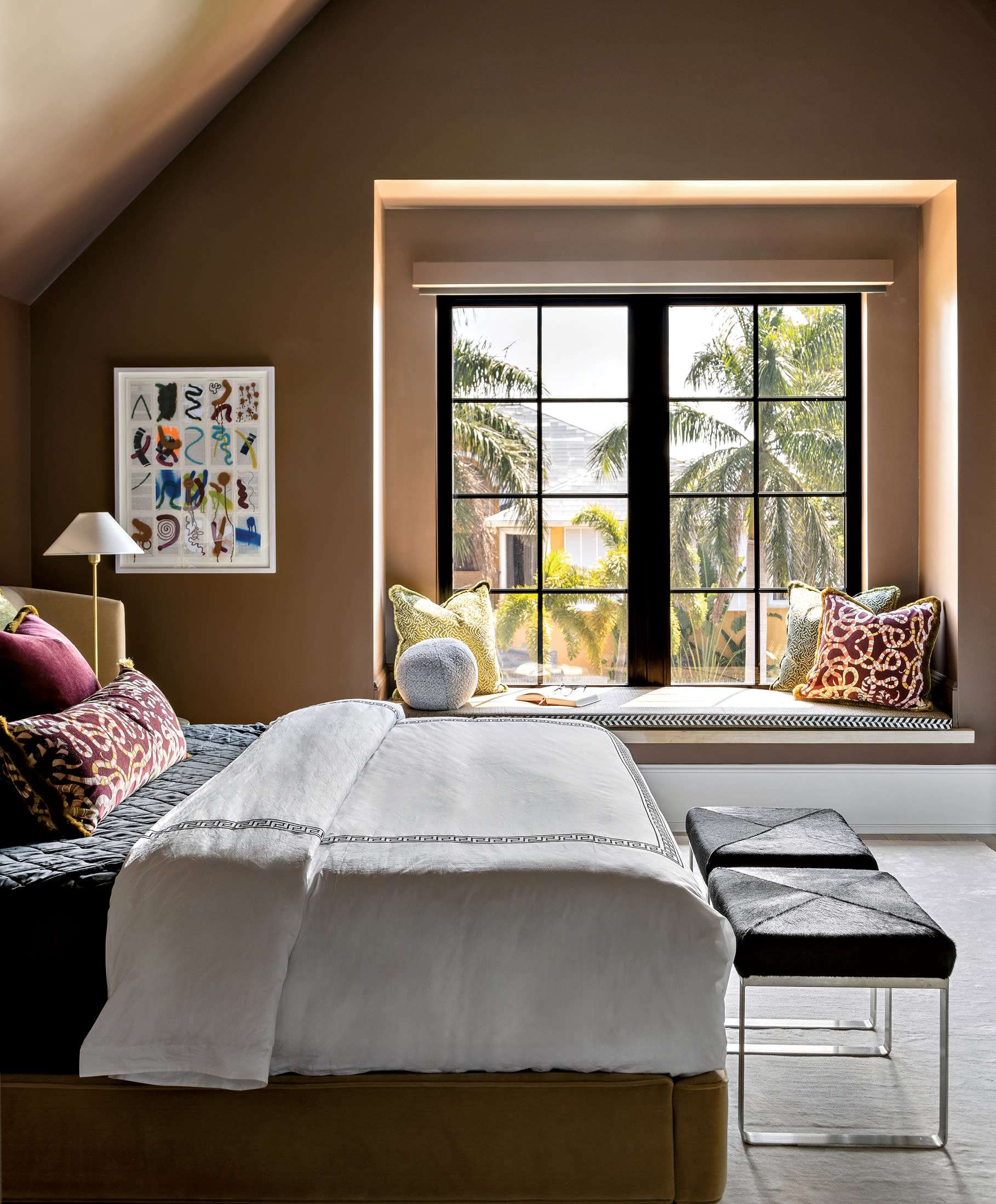 This Modern Sarasota Home Boldly Colors Outside The Lines | Luxe ...