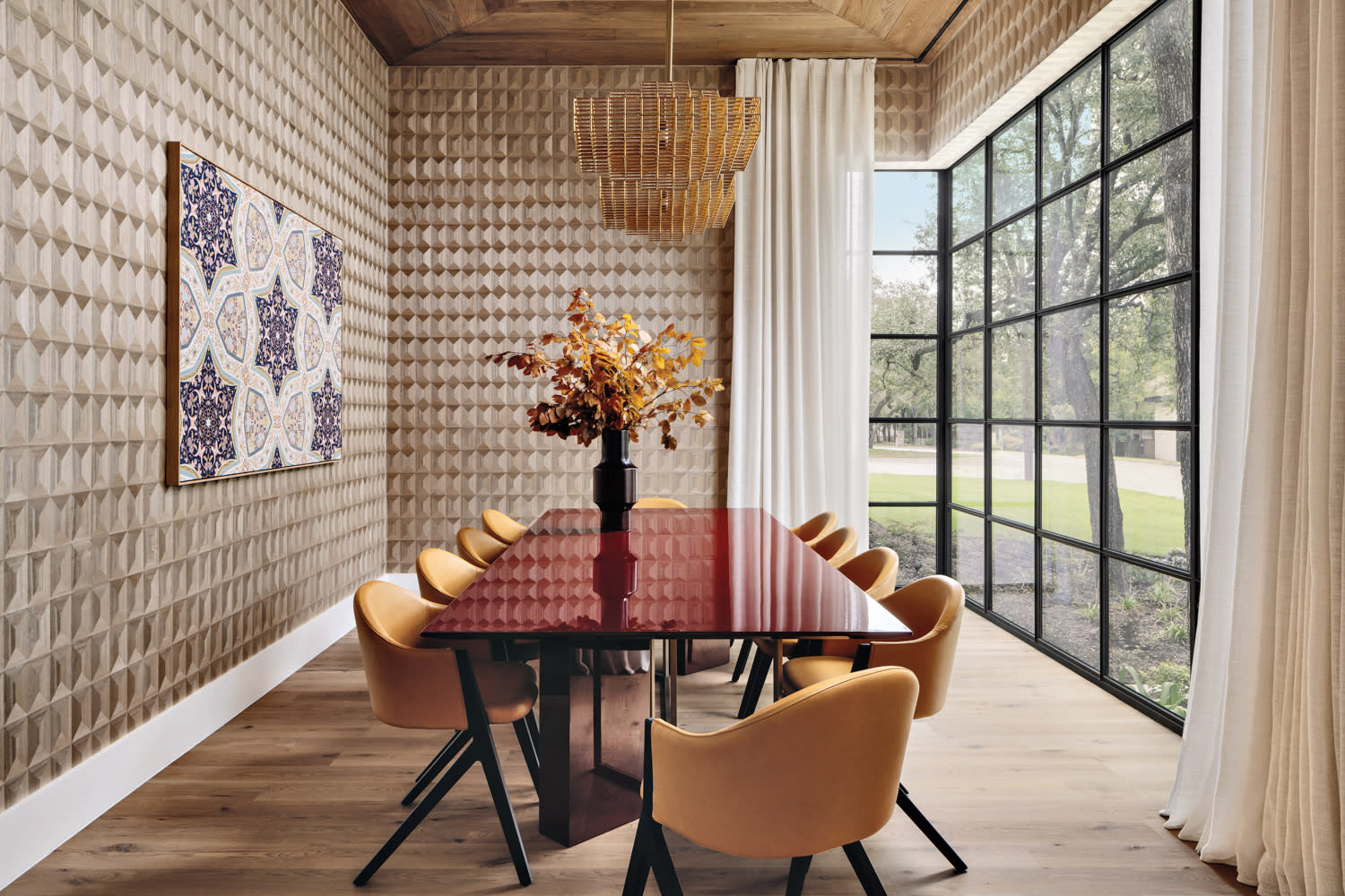 How 1930s French Modernism Influences This Austin Home | Luxe Interiors ...