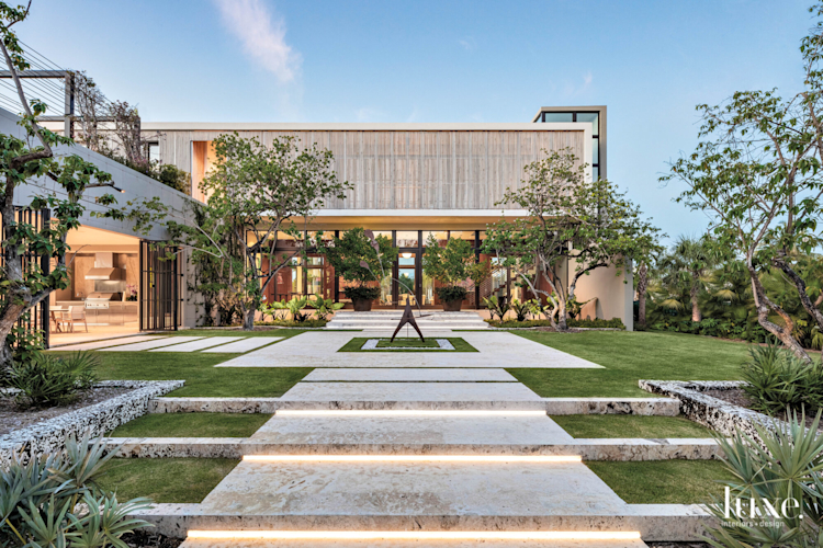 This Miami Home Is All About Tropical Style And Modernism | LUXE ...