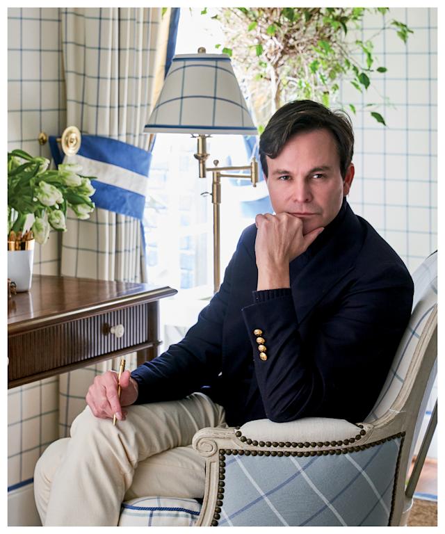 Mark Sikes Is Here To Help With Your Powder Room Makeover | Luxe ...