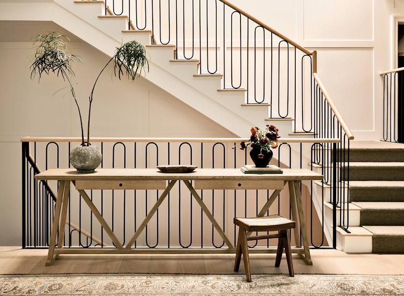 Discover A Grounded Los Angeles Abode With An Earthy Palette | LUXE ...