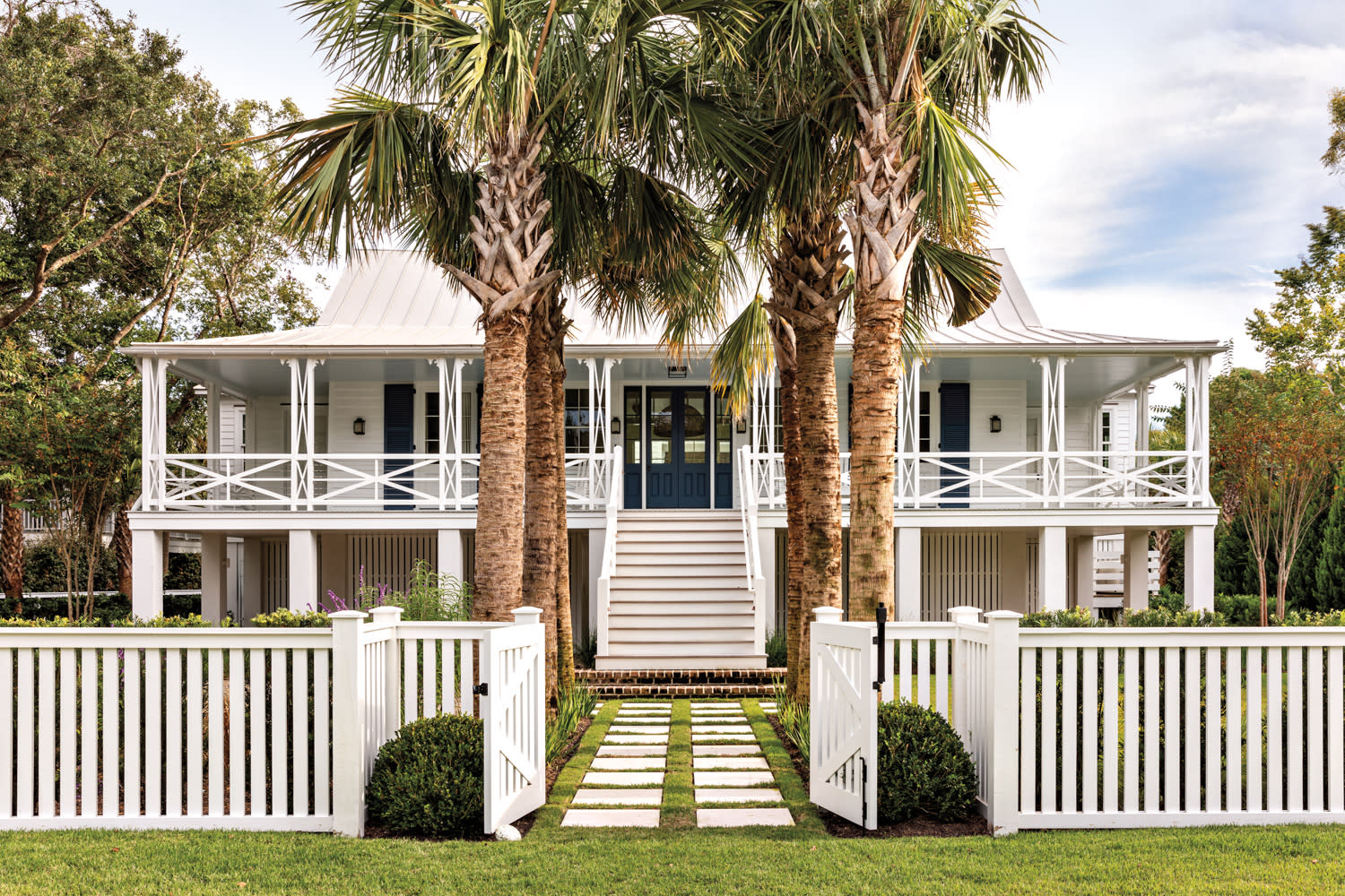 Inside A South Carolina Beach House Fusing History With Fun | Luxe ...