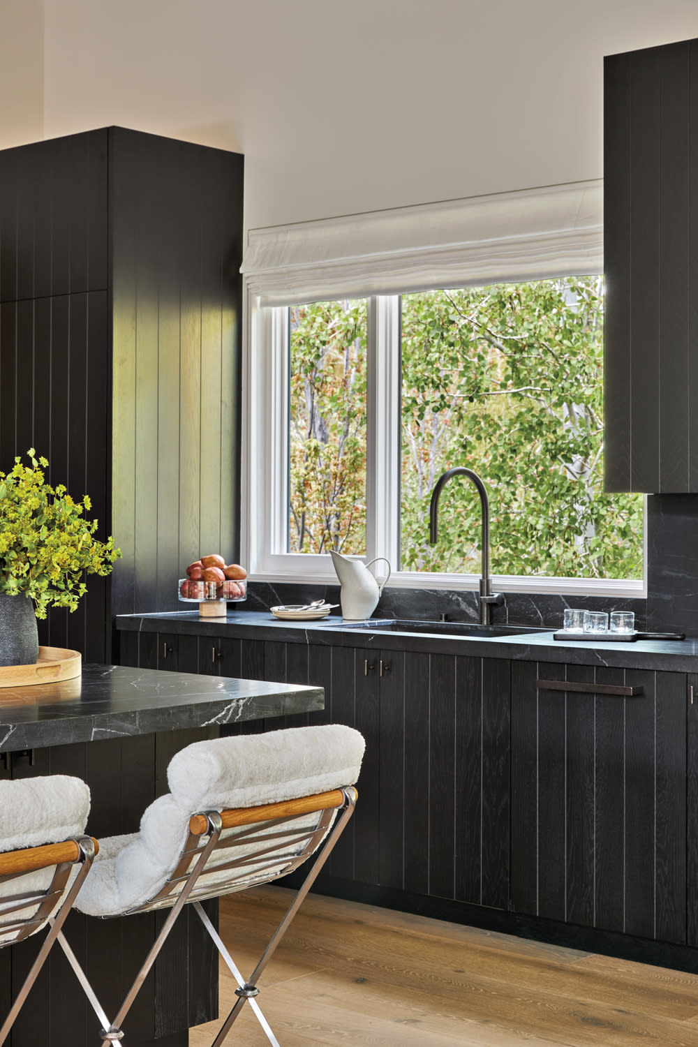 An Edgy Black Exterior Inspires The Design Of A Modern Mountain Home ...
