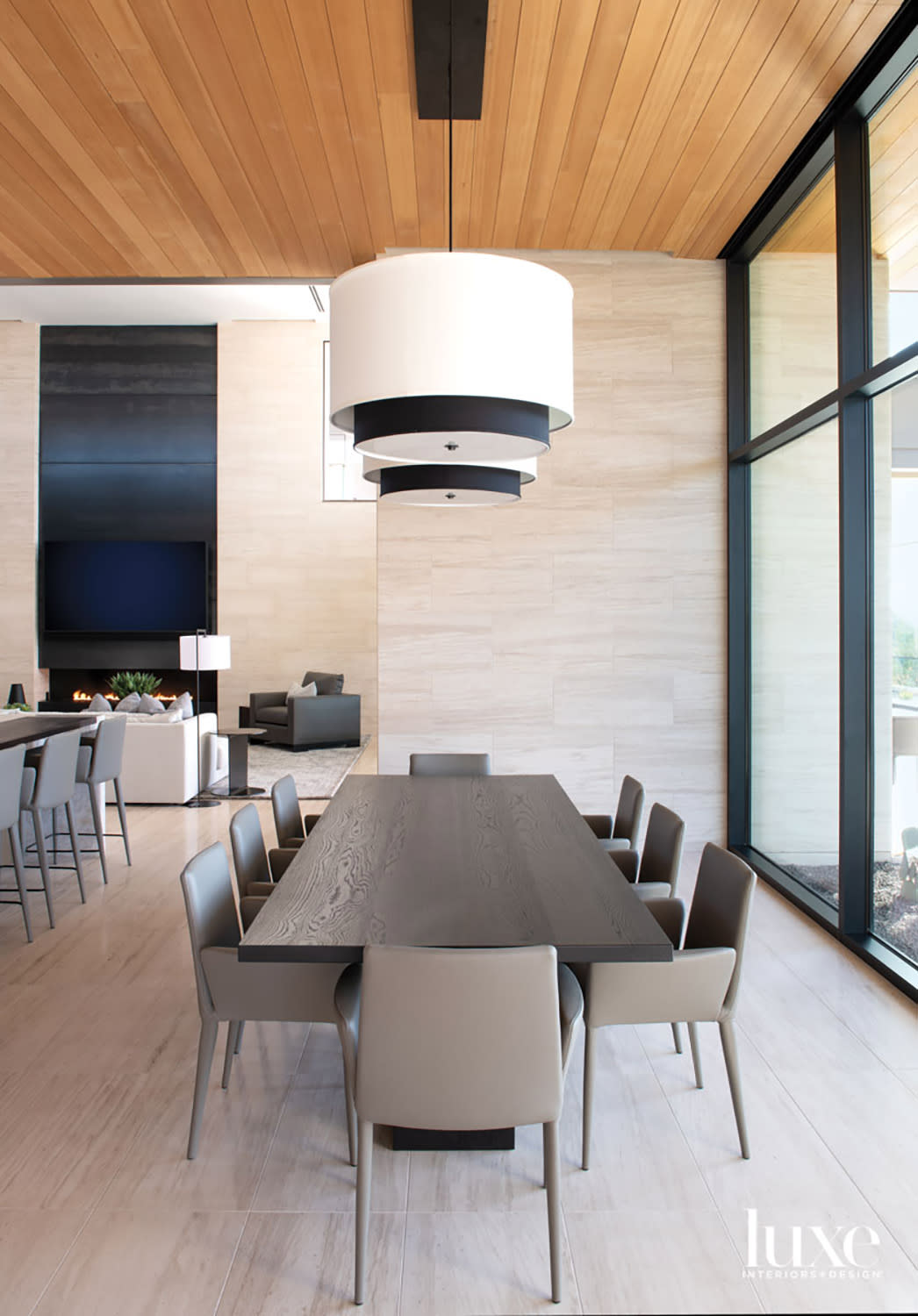 An Arizona Retreat Goes All In On Modern Design And Muted Tones | Luxe ...