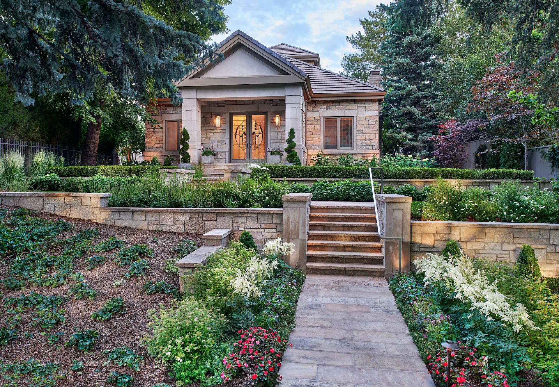 Blueline Landscape Contractors, Inc. | LUXE Interiors + Design