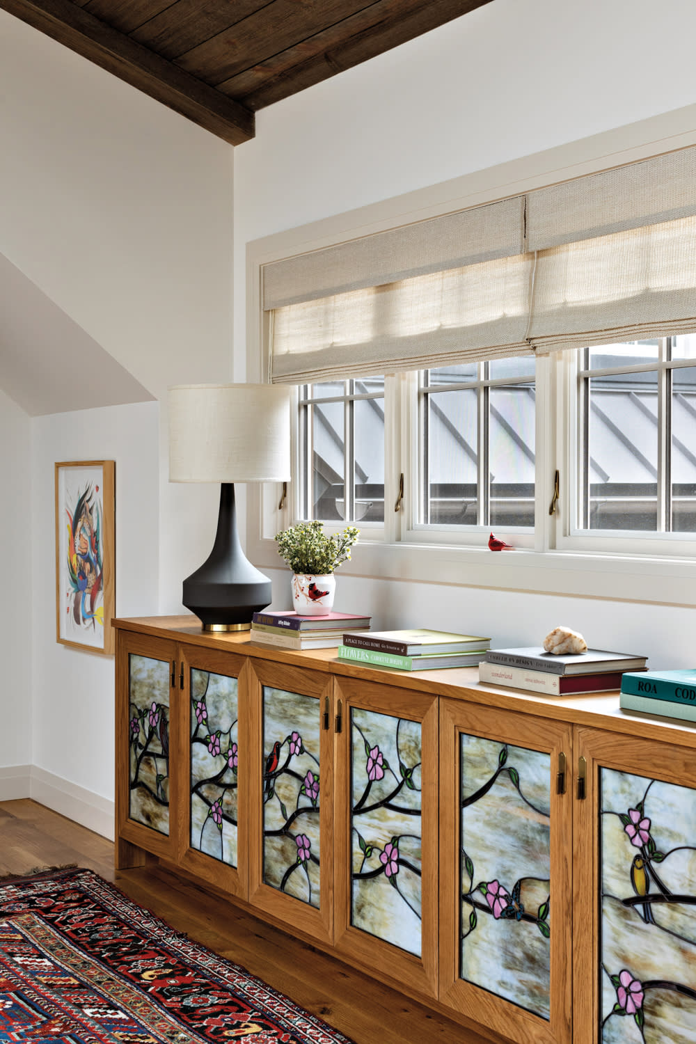 A Contemporary Chicago Home Emanates Cozy, Historic Charm | Luxe ...