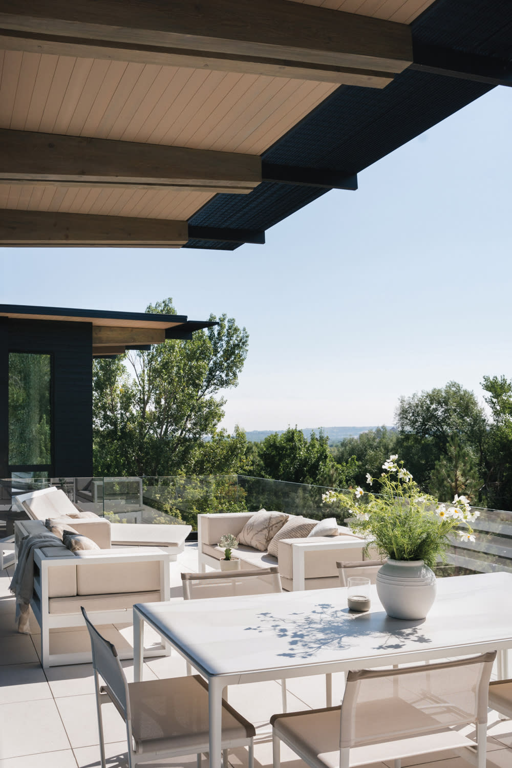 An Ultramodern Boulder Home With Ultra-Dramatic Views | Luxe Interiors ...